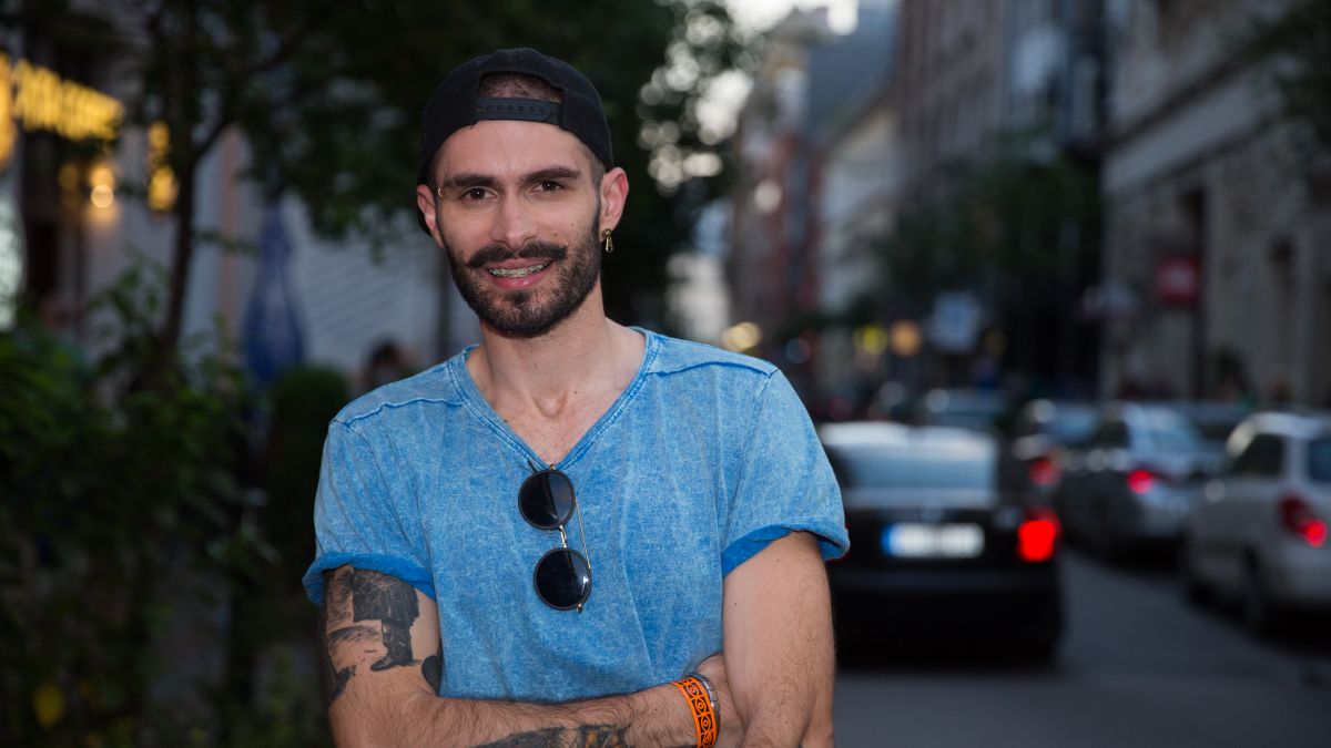 ByeAlex segítené a szólókarrierbe kezdett énekest - ORIGO