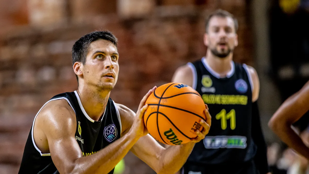 Perl Zoltán parádézott, a címvédő Falco legyőzte a Szolnokot - ORIGO