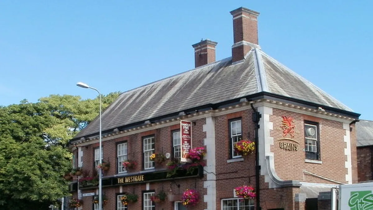 Hatalmas lakást szerettek volna a város szívében, így beköltöztek egy ...