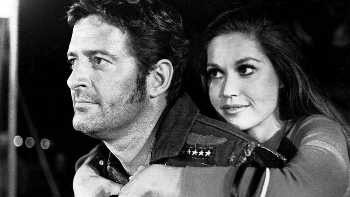 Meghalt Robert Dix - ORIGO