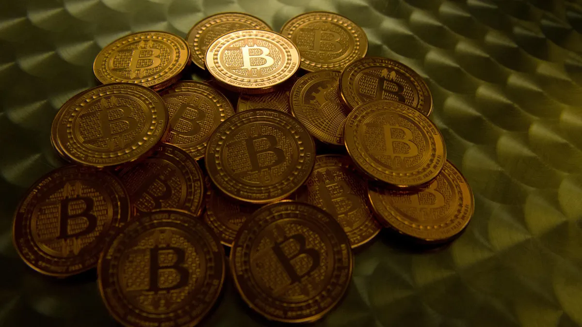 Rejtélyes ember került a világ 50 leggazdagabbja közé - ORIGO