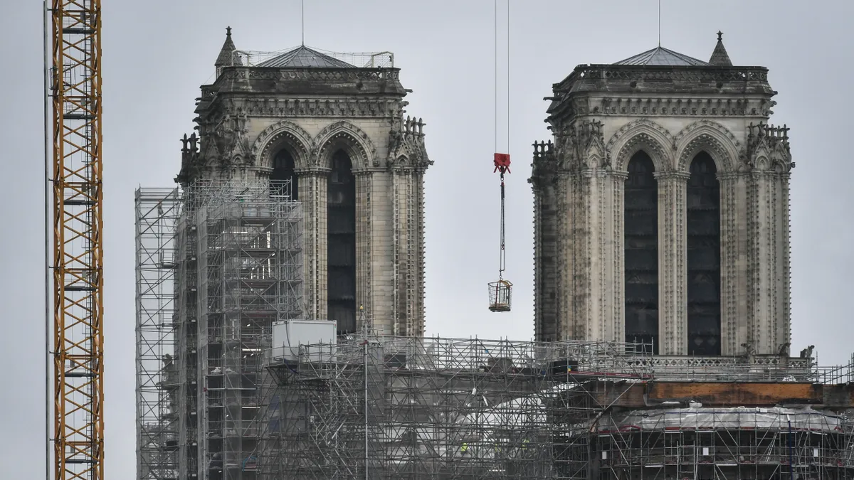Így halad a párizsi Notre-Dame újjáépítése - ORIGO