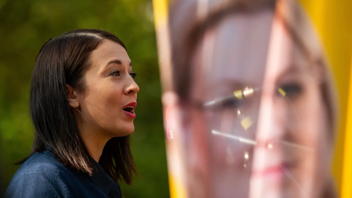 Hollik István: Cseh Katalin ügye a baloldali kétszínűség iskolapéldája ...