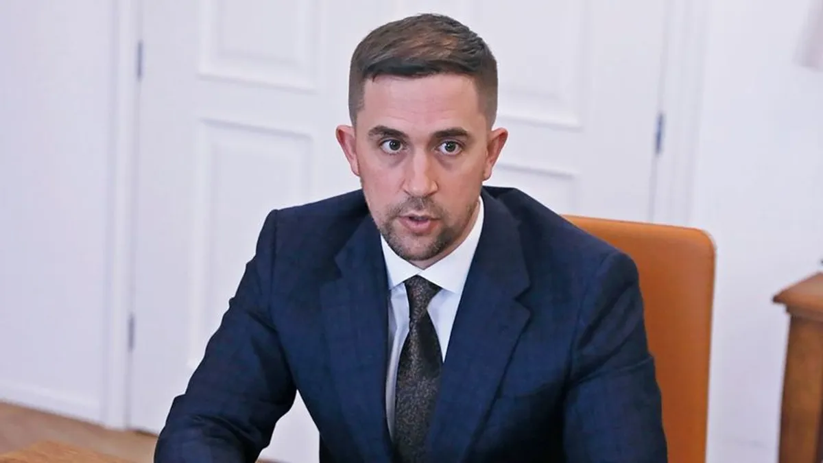 Chris Rufo szerint Ron DeSantis felmosná a padlót Joe Bidennel - ORIGO