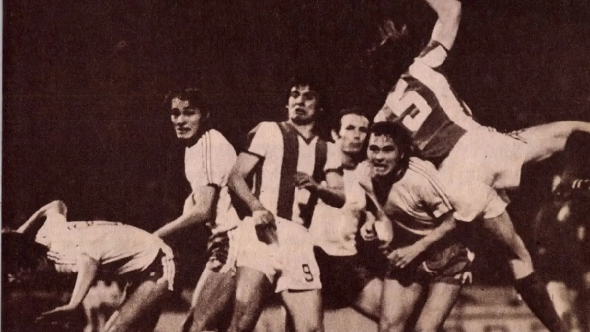 110 ezer néző üveggel dobálta a földre rogyó, síró Fradi-játékosokat ...