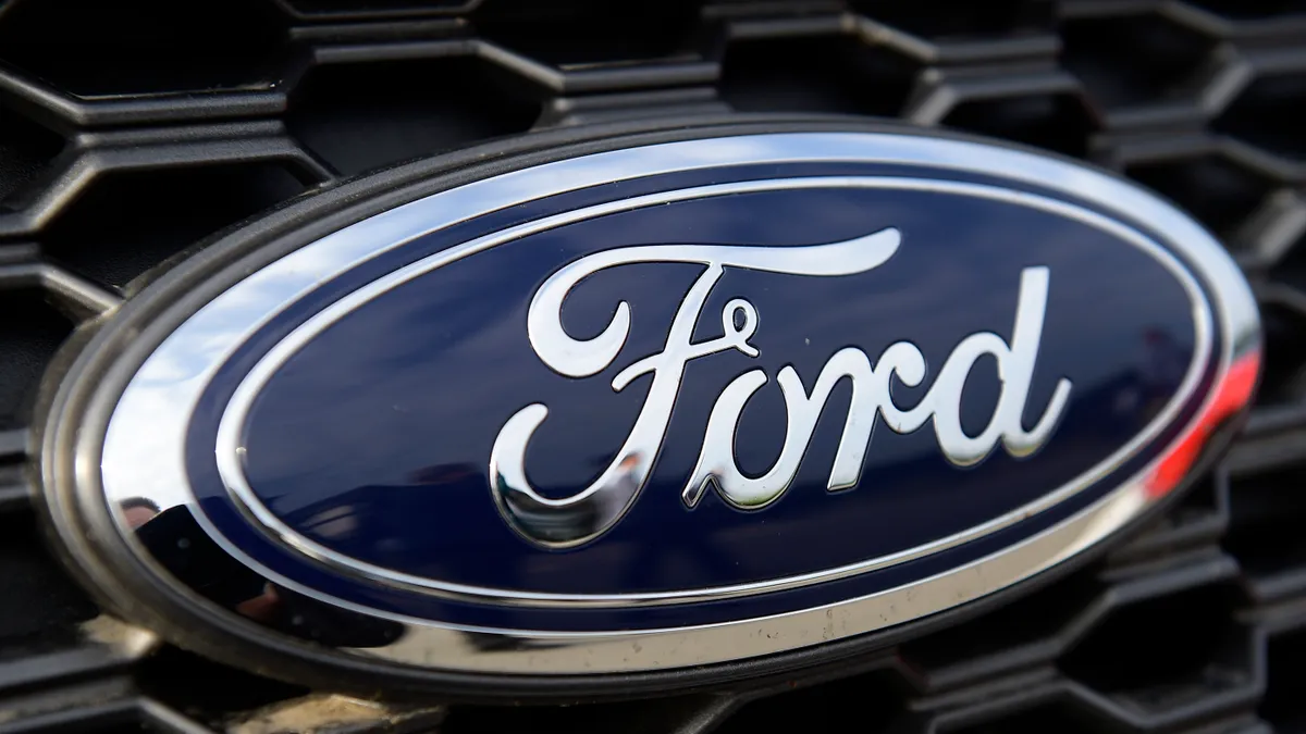 Bezár egy Ford-gyár a briteknél, 1700 munkahely szűnik meg - ORIGO