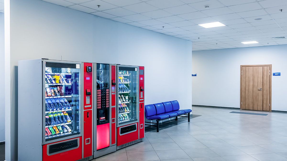 Több mint 600 étel- és italautomata éledt újra a nyáron - ORIGO