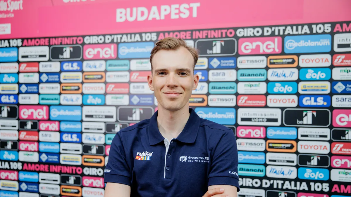 Bemutatta új csapata Valter Attilát, aki magyar bajnoki mezben teker ...