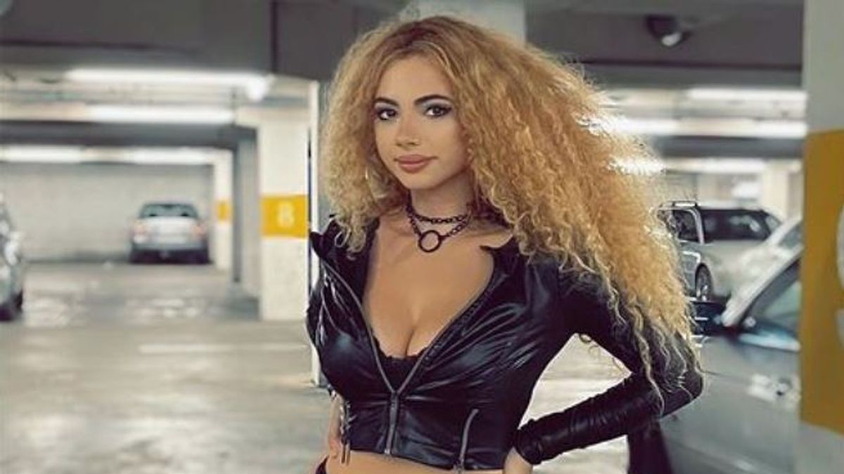 Újabb fordulat Opitz Barbi meztelen videója ügyében - ORIGO