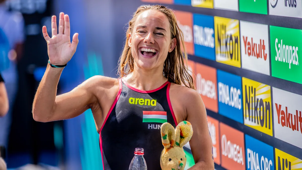 Olasz Anna: Úszni tudok, verekedni kevésbé - ORIGO