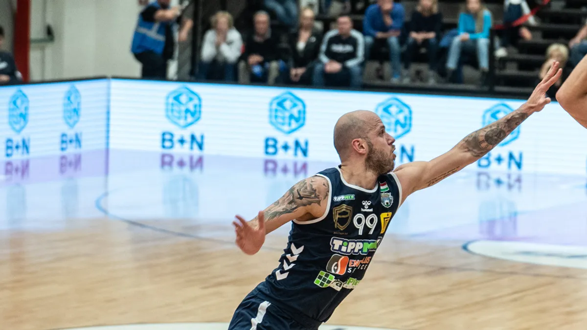 Száz pont felett dobva nyert a Fehérvár a férfi kosárlabda NB I-ben - ORIGO