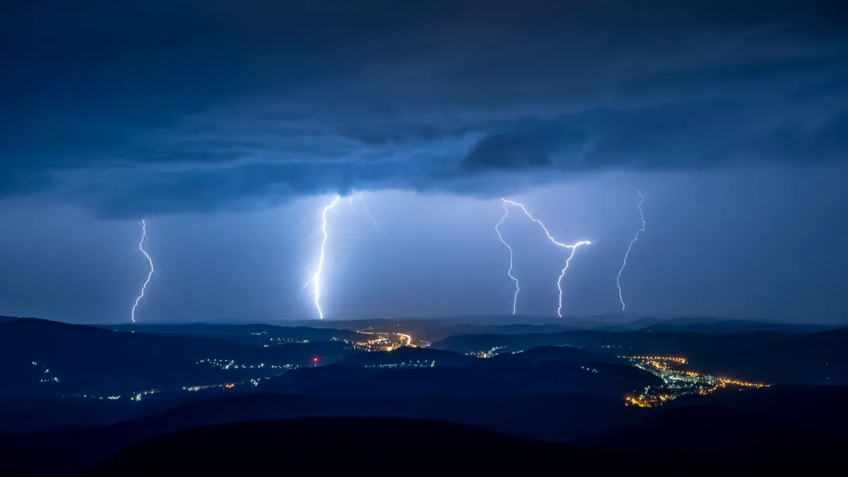 Több helyen is félelmetes villámlás volt az elmúlt hetekben - ORIGO