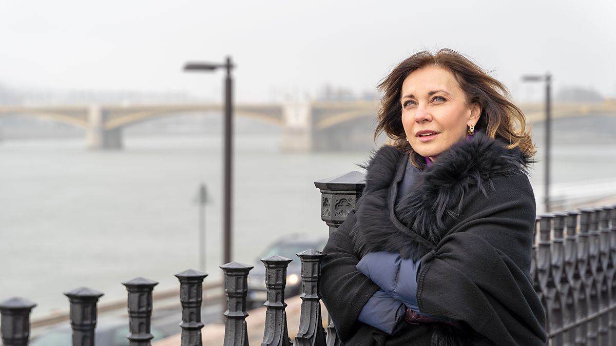 Rost Andrea évtizedeket pihen ki a karantén alatt - ORIGO