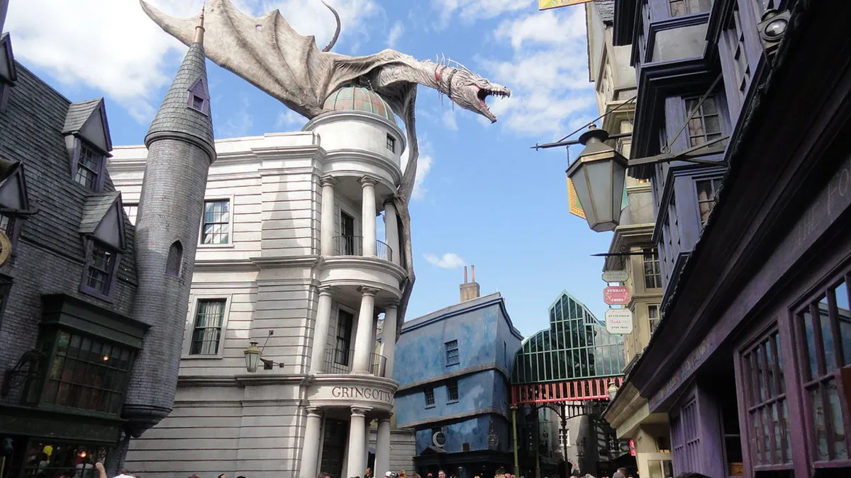 Harry Potter iskolájában, a Roxfortban házasodott össze egy pár - ORIGO