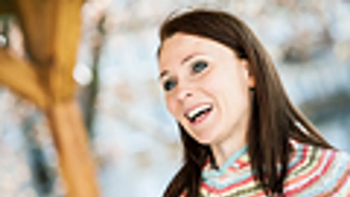 Ruttkay Laura: Szeretek vezető barna nő lenni - ORIGO