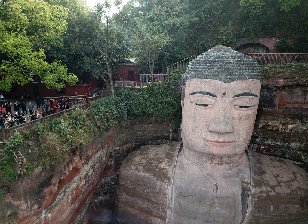 A lesani Nagy Buddha-szobor - ORIGO