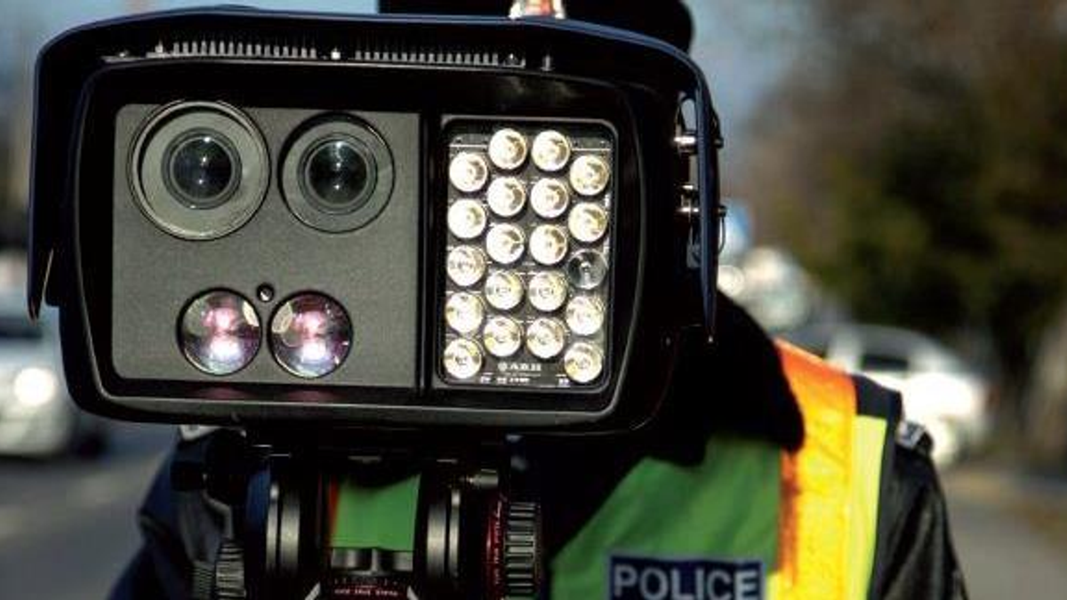 Sikeres volt a traffipax-razzia, bő kétezer gyorshajtót bírságoltak meg ...