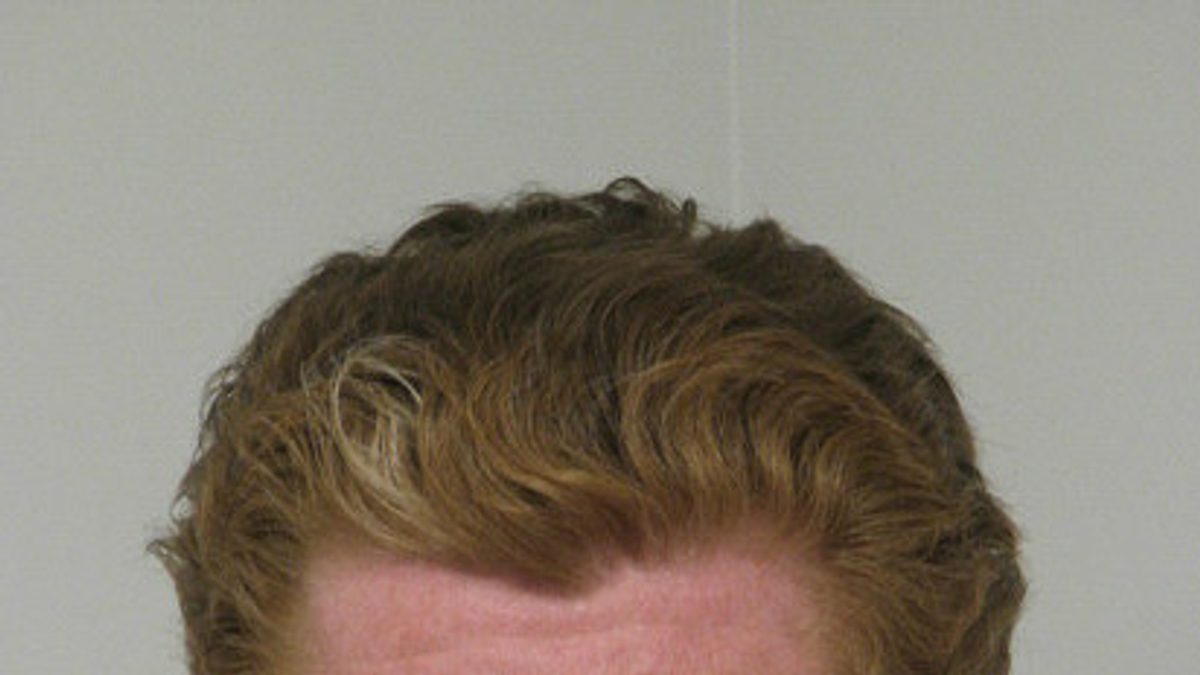 Saját kislányát molesztálta, de megúszta a Du Pont-örökös - ORIGO