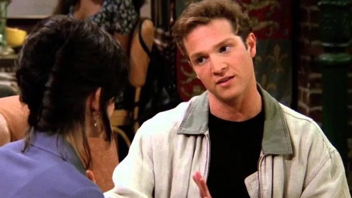 Meghalt Stan Kirsch, a Jóbarátok színésze - ORIGO