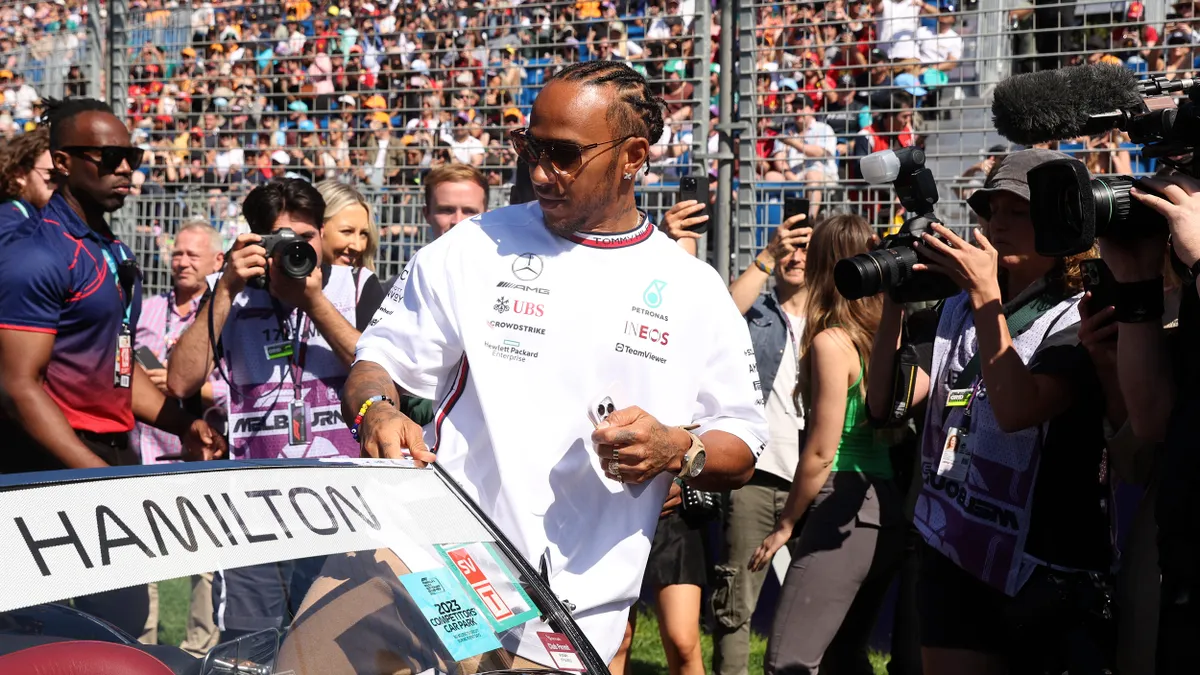 Hatalmasat bulizott Justin Bieberrel Lewis Hamilton - ORIGO