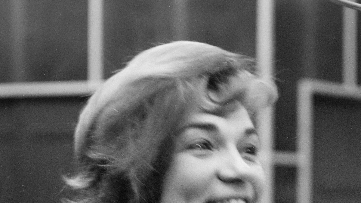 Meghalt Vass Éva - ORIGO