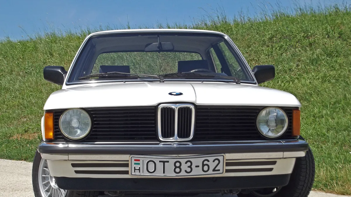 BMW E21 315 (1982) veteránteszt galéria - ORIGO