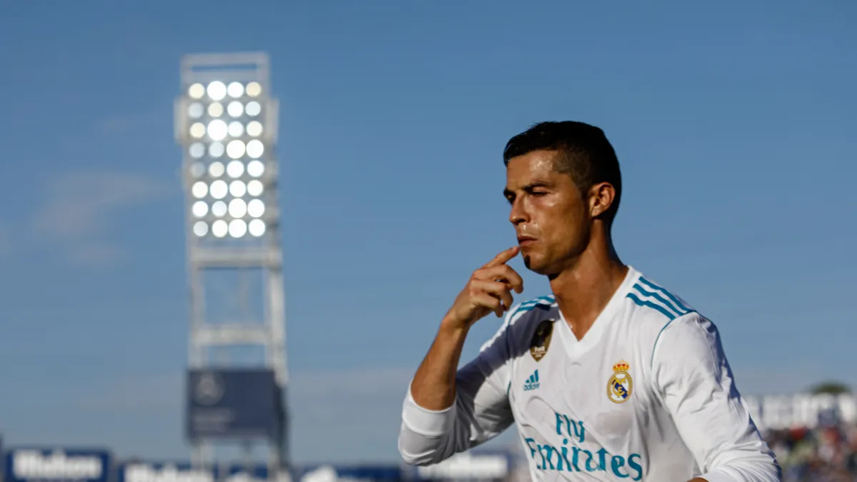 Bőven válogathatunk kedden foci BL-meccsekből - ORIGO