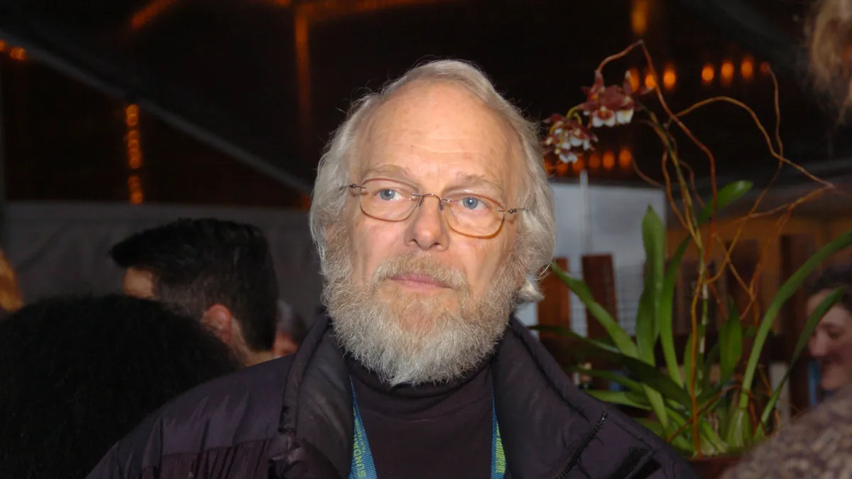 Meghalt John Warnock, az Adobe társalapítója - ORIGO