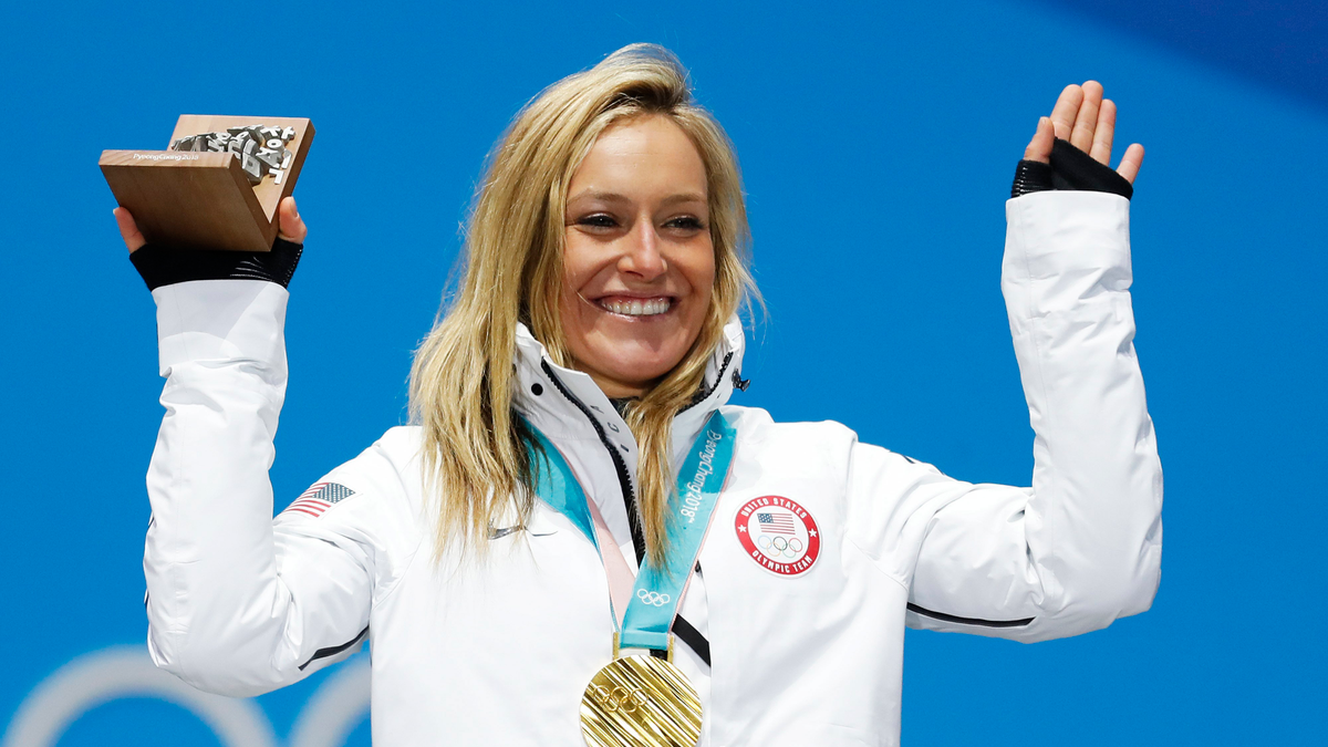 A láthatatlan operatőr és a fejnélküli korcsolyázó - a negyedik nap képekben - ORIGO