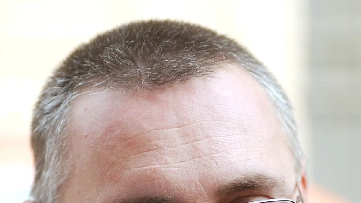 Meghalt Molnár Péter - ORIGO