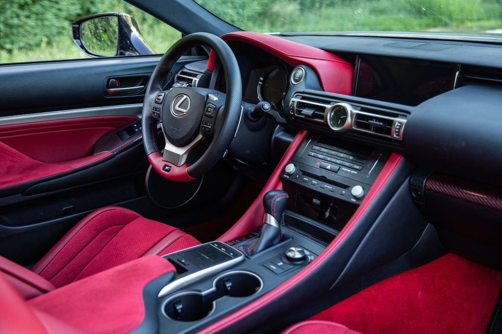 Lexus RC F Track Edition (2020) - ORIGO