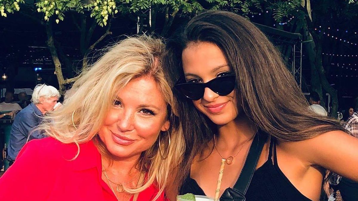 Modellfotózáson volt Liptai Claudia 14 éves lánya - ORIGO