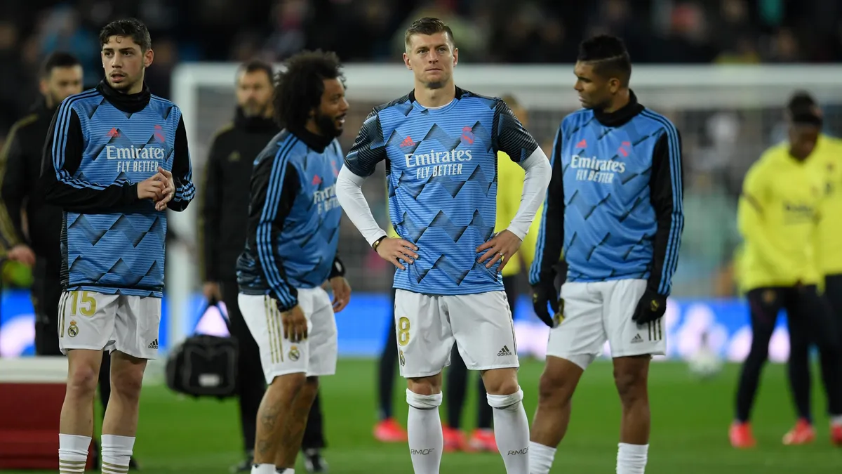 Eltört egy csont a lábszárában, hetekig nem játszhat a Real sztárja - ORIGO