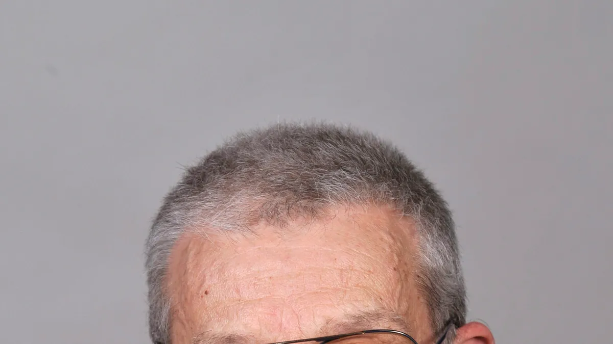 Meghalt Fehér M. István - ORIGO