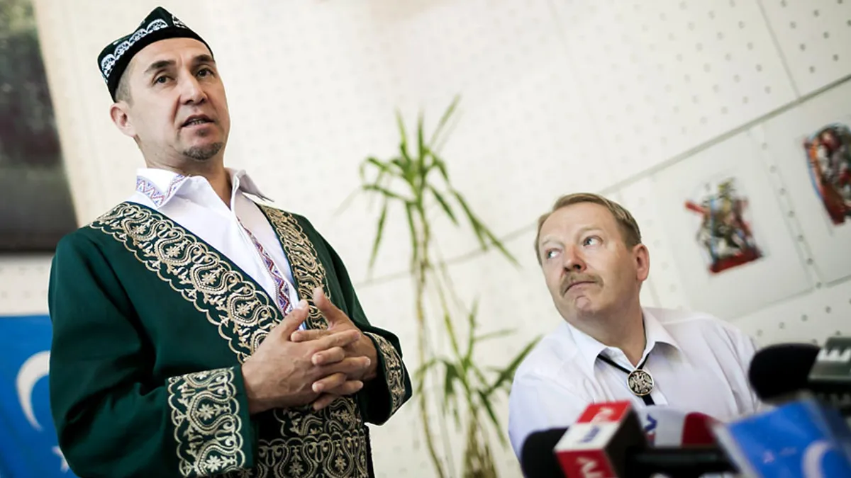 Titokzatos fejesek kérték hallgatásra az ujgur vezért - ORIGO