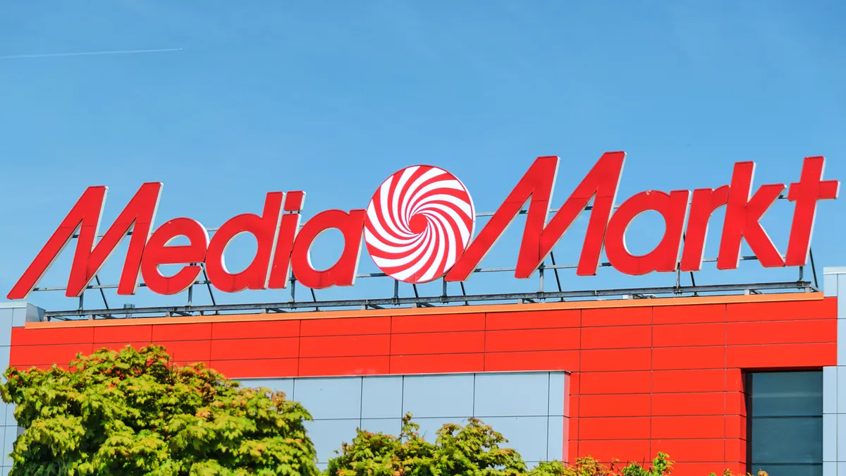 Speciális raktárbázisba költözött a MediaMarkt - ORIGO