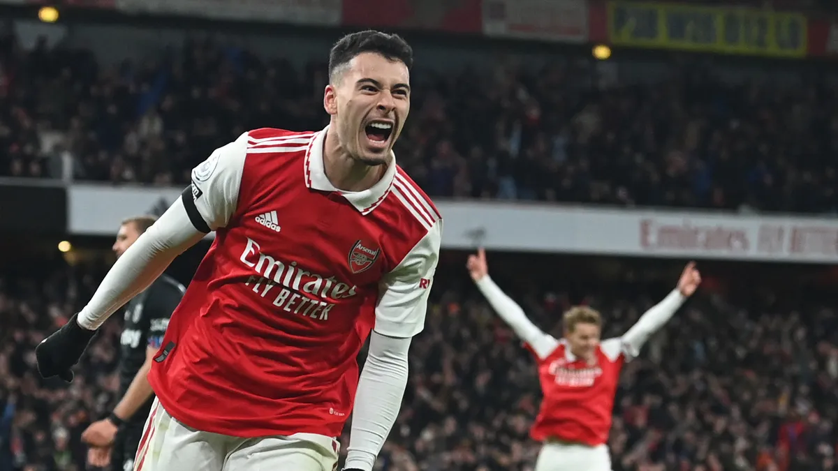 Hosszabbított az Arsenal brazil válogatott csatára - ORIGO