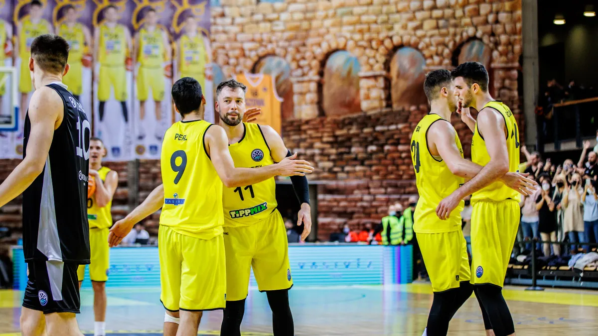 Száz pont felett dobott a Falco és az Oroszlány is a férfi kosárlabda ...