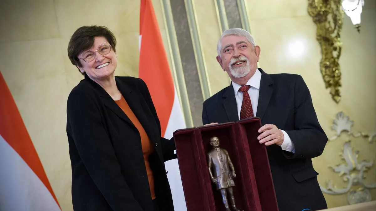 Semmelweis-díjat kapott Karikó Katalin - fotó - ORIGO