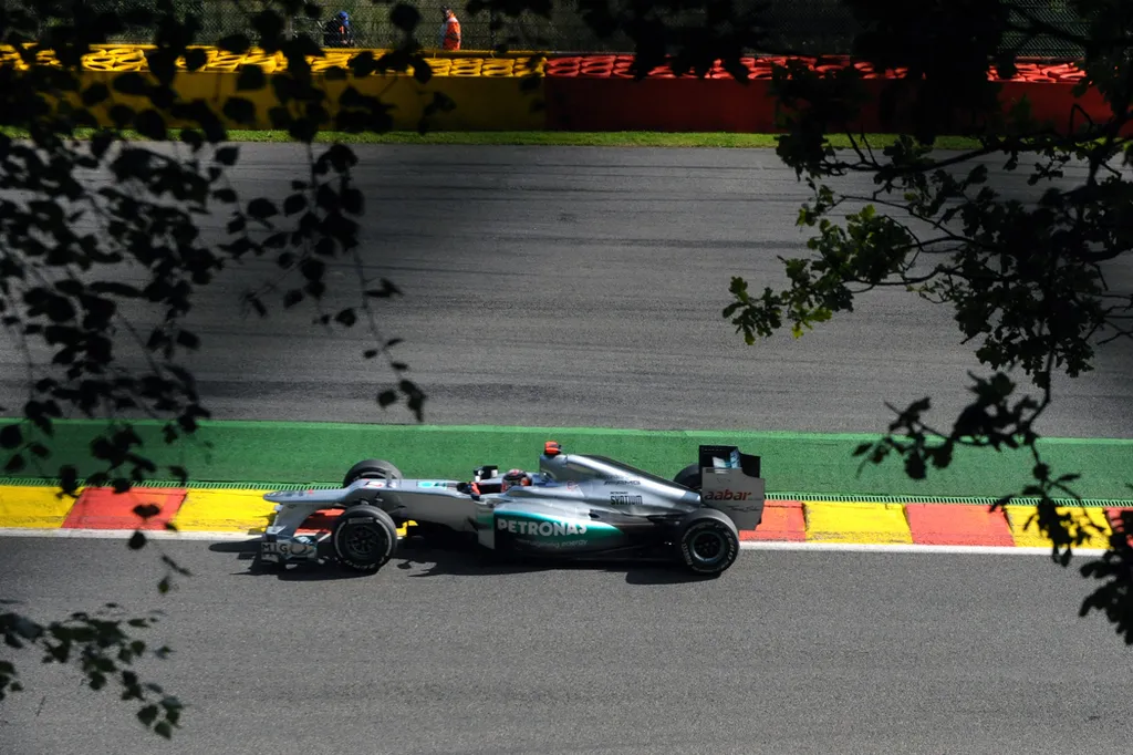 Soha többé nem láthatjuk Michael Schumachert? - ORIGO