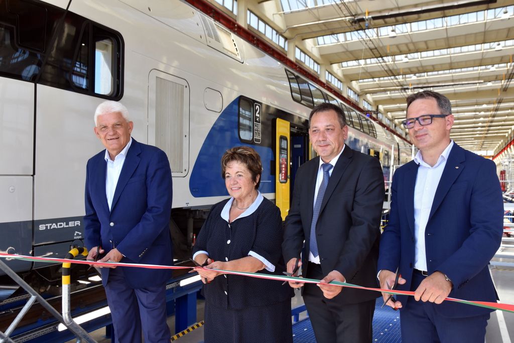 Nézze meg a MÁV-Start Zrt. Szolnoki Járműjavítója új csarnokát ...