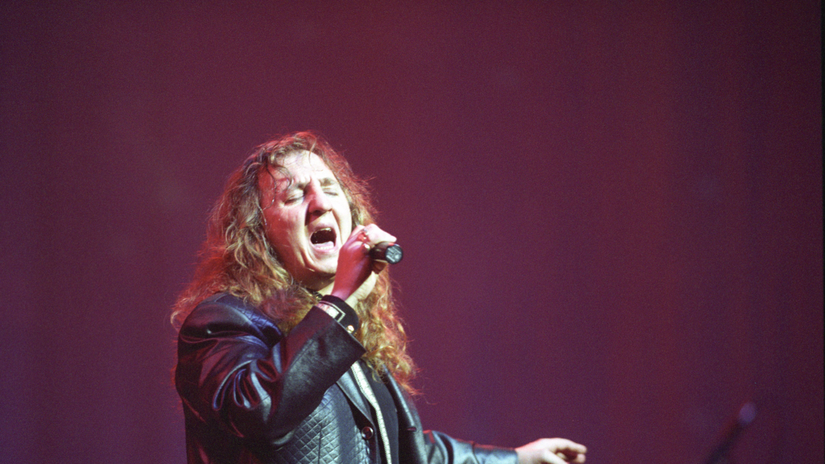 Zámbó Jimmy: Én a közönségből lettem sztár - ORIGO