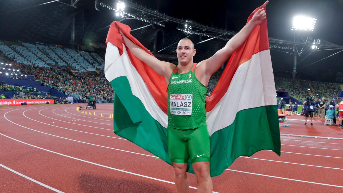 A Bayern München sztárjának üzent az Eb-ezüstérmes Halász Bence - kép ...