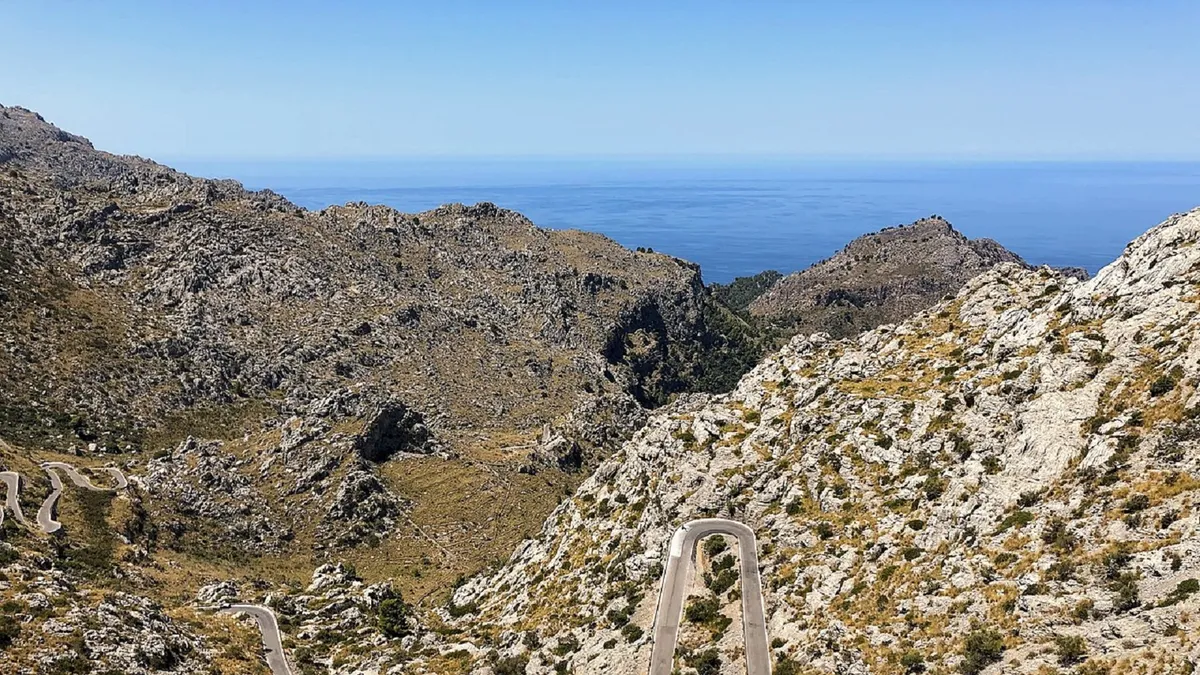 440 forintért lehet valaki egy mallorcai luxusvilla és 110 millió ...