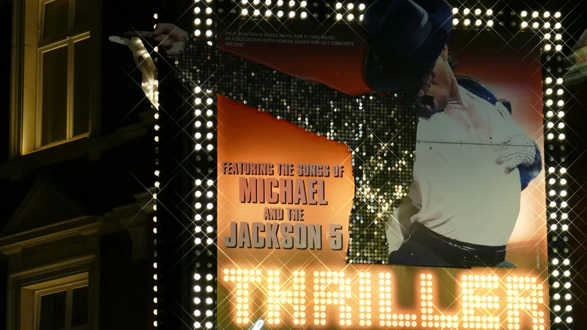 600 millió dollárért veszik meg Michael Jackson zenéit - ORIGO