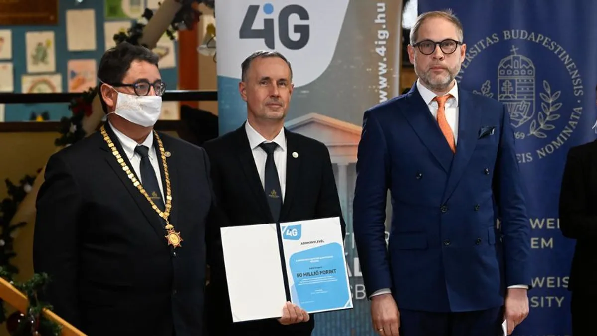 Informatikai és digitális eszközökkel támogatja a 4iG csoport az SE Gyermekgyógyászati ...
