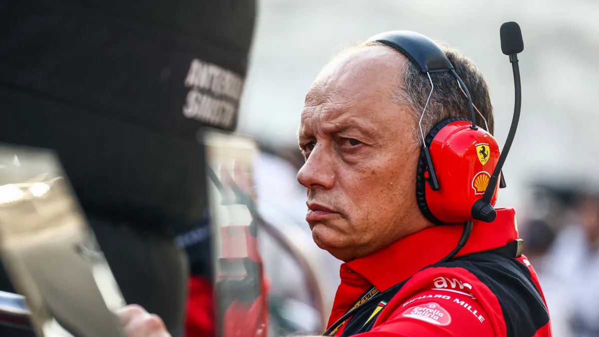 Forradalmi ötlet: év közben cserélhetnek csapattagokat az F1-es ...