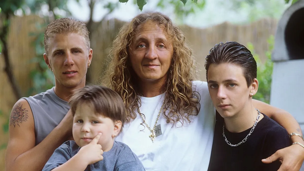 Rengeteg pénzhez juthat Zámbó Jimmy családja - ORIGO