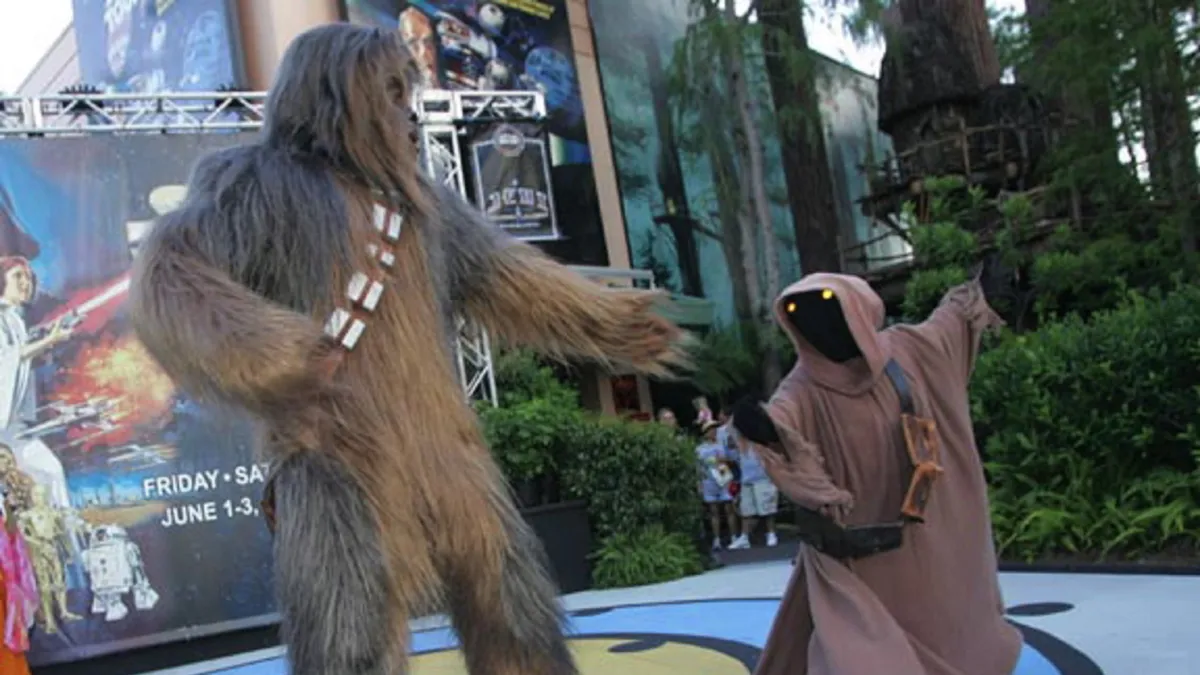 10 millió forintért adtak egy Star Wars figurát - ORIGO