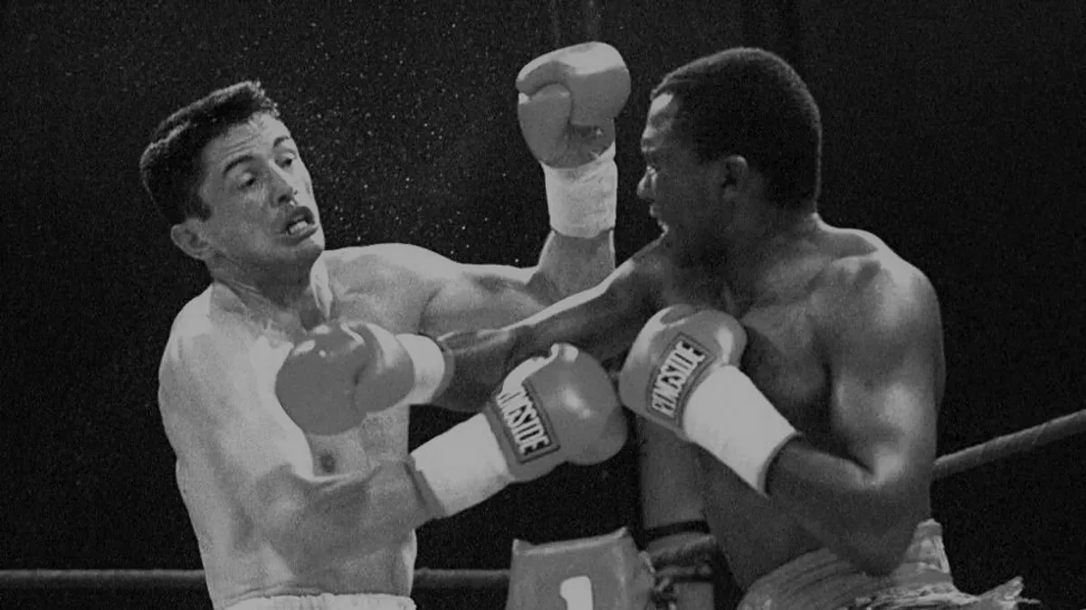 Holtan találtak rá a háromszoros világbajnok bokszlegendára - ORIGO